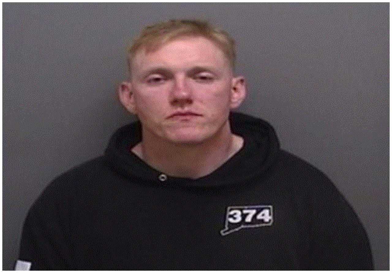 Drunk Driver Nabbed After Crashing Into Tree In Darien Police Darien