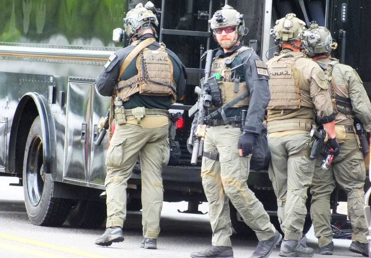 Swat Standoff Disturbed Barricaded Subject Emerges Without Incident In Wyckoff Jersey City