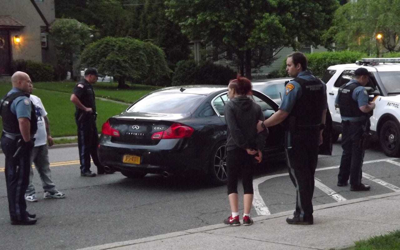 Ridgewood PD: Brooklyn Woman Tried To Pass Bogus Benjamin, Gave Them ...