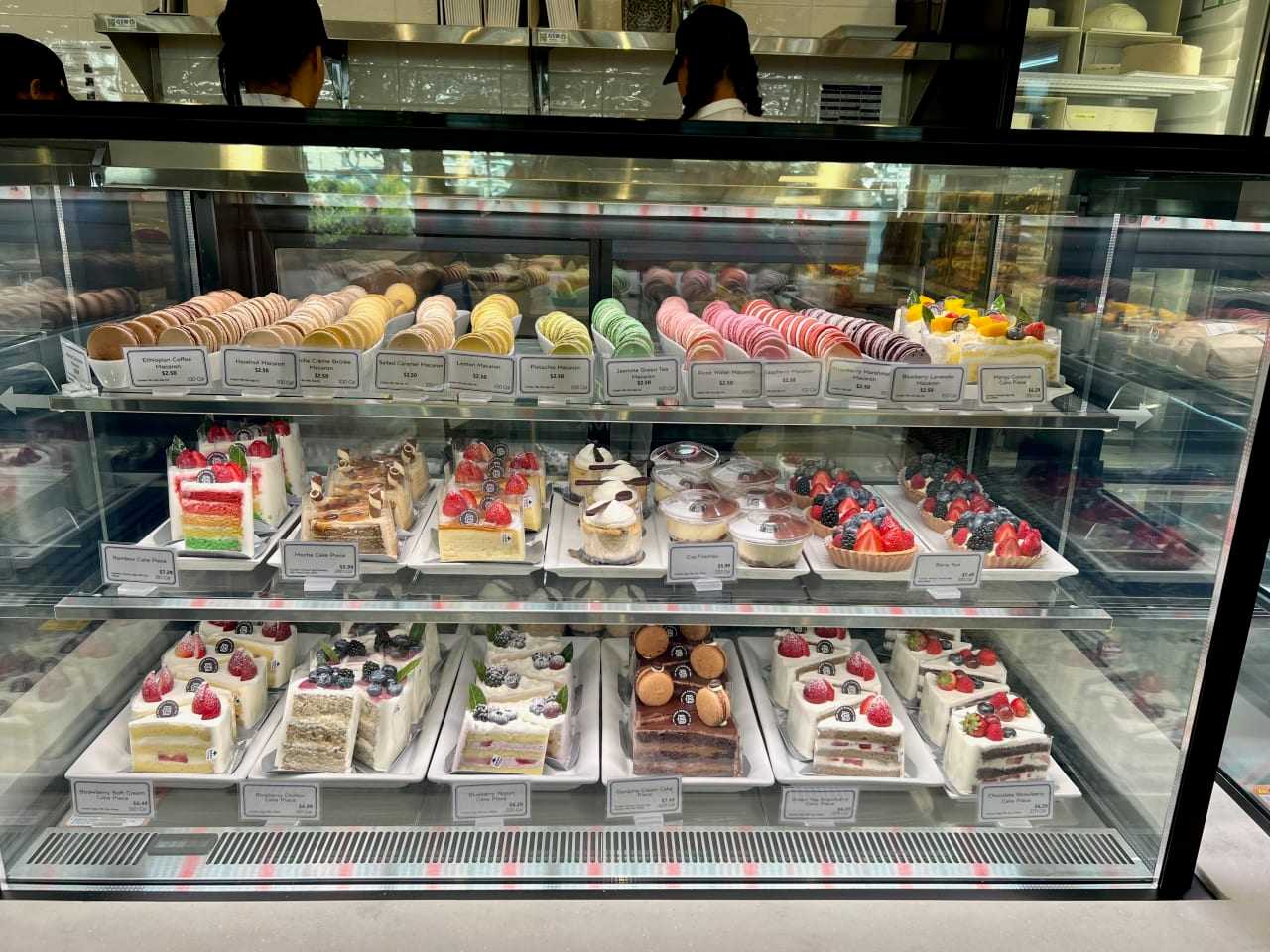 Bakery Chain Holds Grand Opening For New Location In Garden City ...
