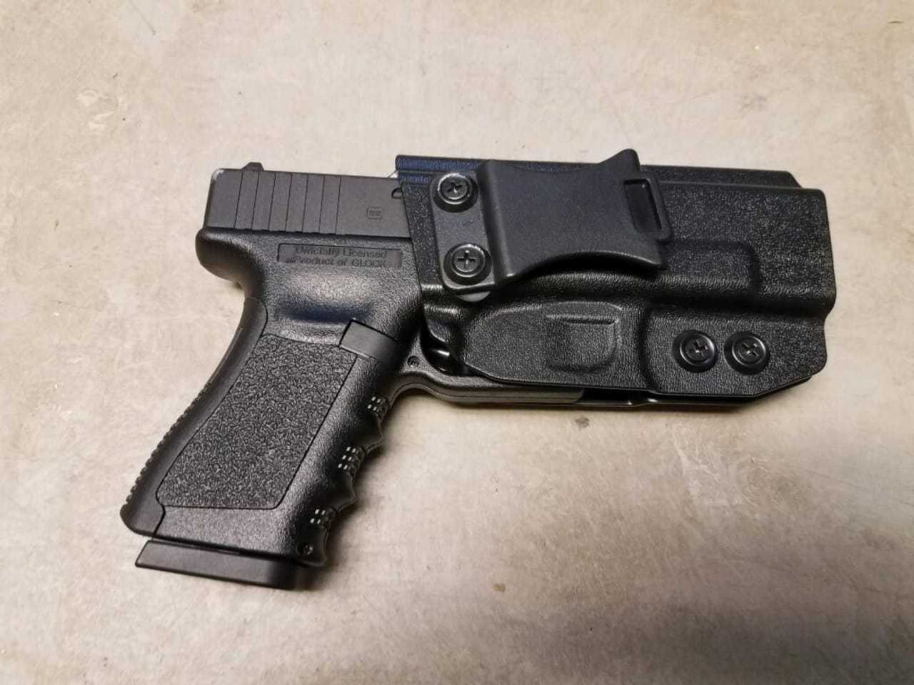 Man Accused Of Threatening Officer With Fake Glock In Area | Mount ...