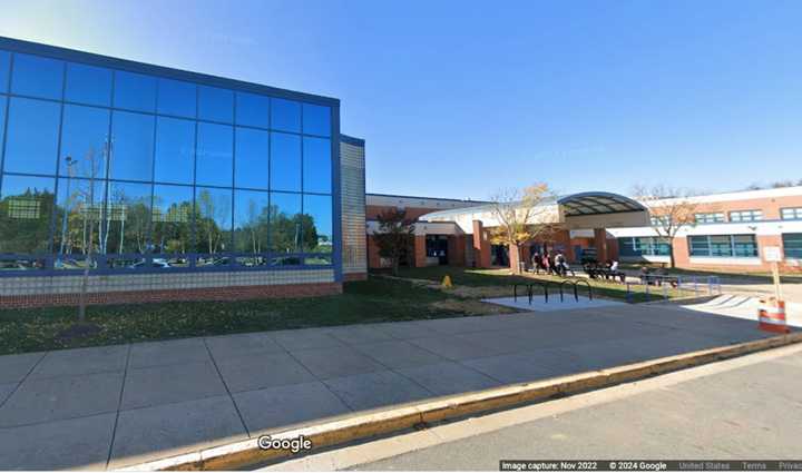 Bomb Threat Clears West Potomac High School (Video) | Alexandria Daily ... Bomb Threat Clears West Potomac High School (Video) | Alexandria Daily ...