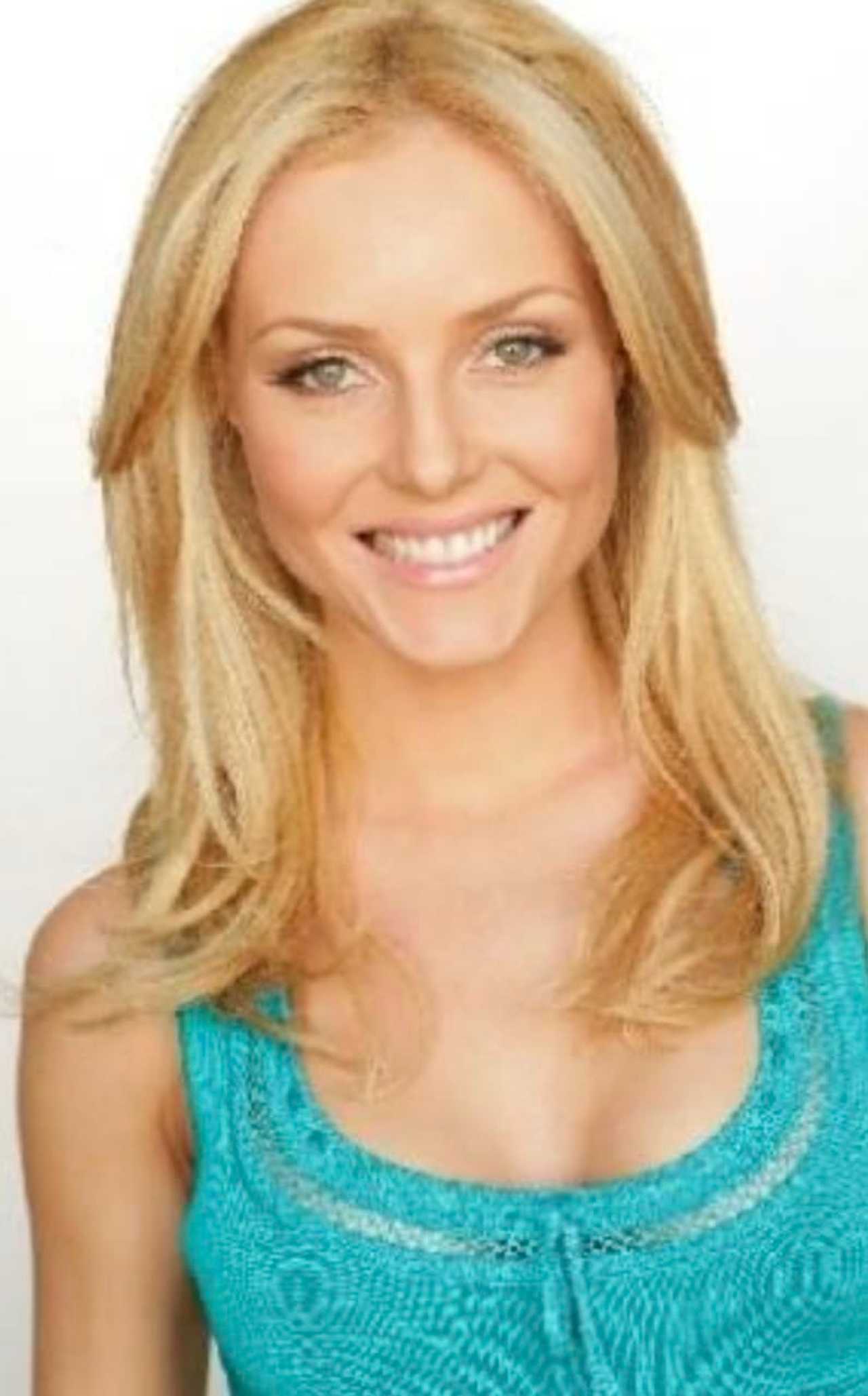 Comedianactress Age 39 With Local Roots Is Remembered As Silly Humble Kind Worcester