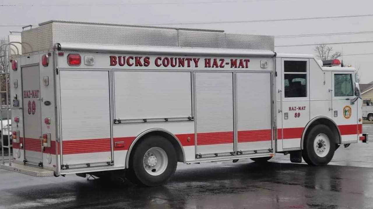 Cleanup Efforts Begin After Oil Spill Into Bucks County Stream ...