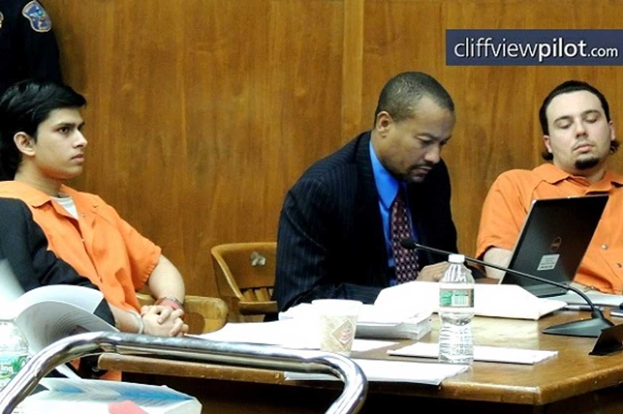 Judge refuses to dismiss charges, move trial in Bergen synagogue ...