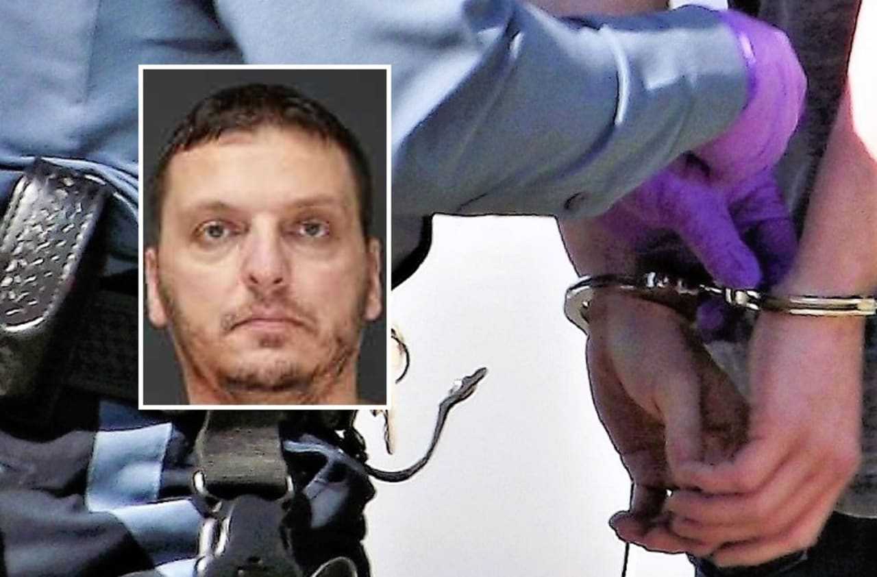Vigilantes Defy Prosecutor Snare Elmwood Park Man In Alleged Plan To