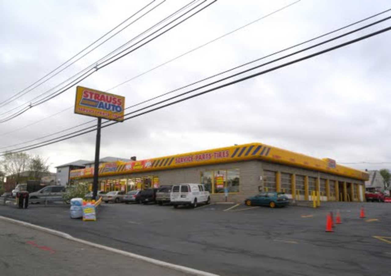 Bankrupt Strauss Discount Auto closes all stores | Rutherford Daily Voice