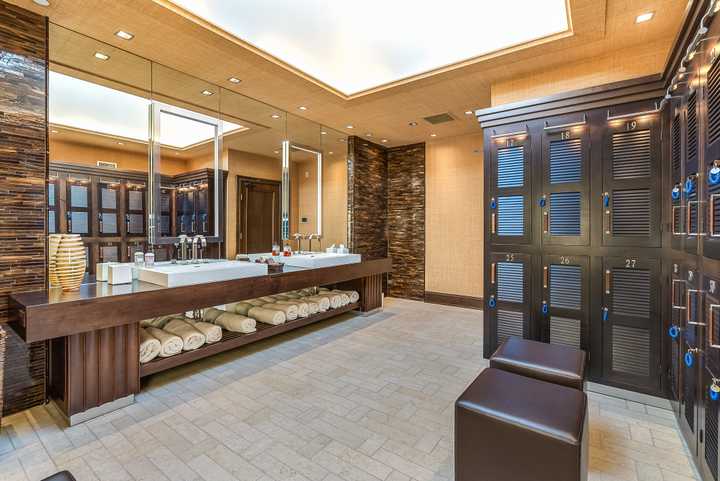 Estate With Showstopping Indoor Pool, Locker Rooms Listed For $17.75M ...