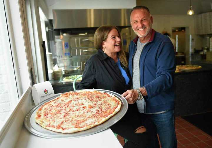 Best Pizza In Fairfield County In 2025: Constantino’s Pizza | Shelton ...