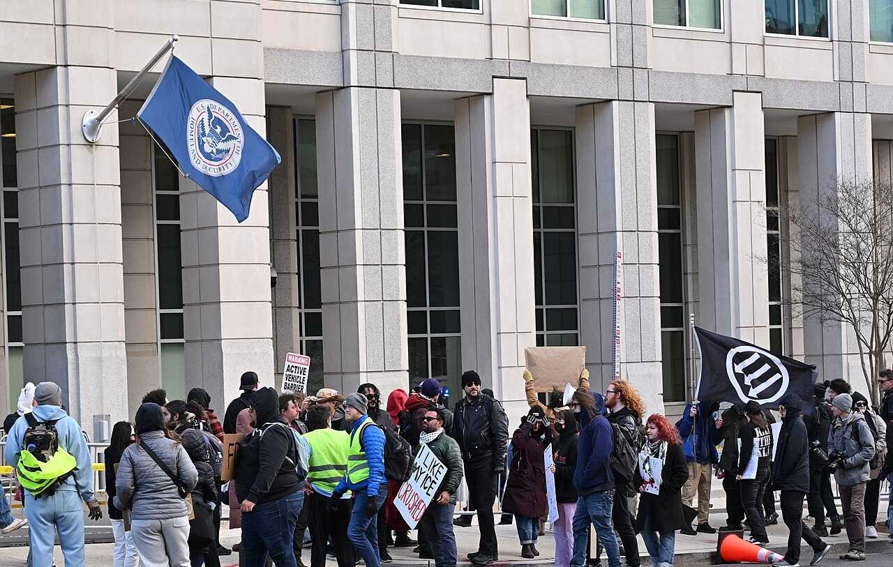 Petition To Block Proposed ICE Detention Facility In NY Launched By Rep ...