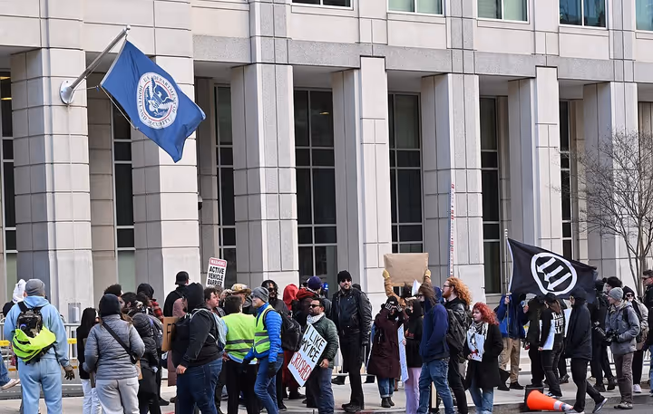 Trump Scraps Temporary Protections For Somalis As ICE Outrage Spreads ...