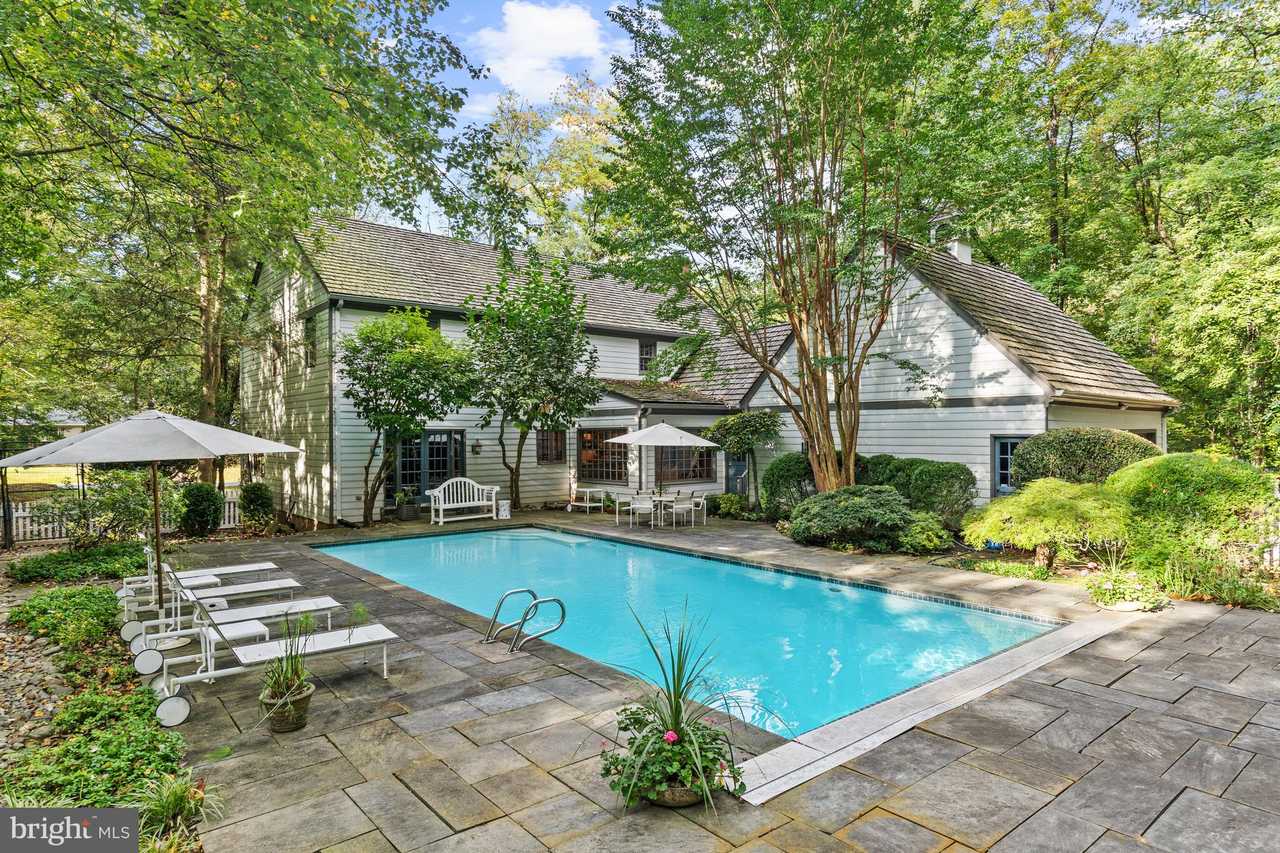 40-Foot Pool Among Selling Points For Potomac Home That Sold Over ...