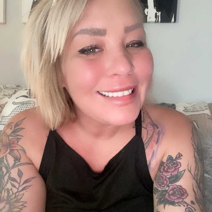 NJ 'Hot Shot' Murderess Found Dead In PA Prison Cell 3 Days After ...