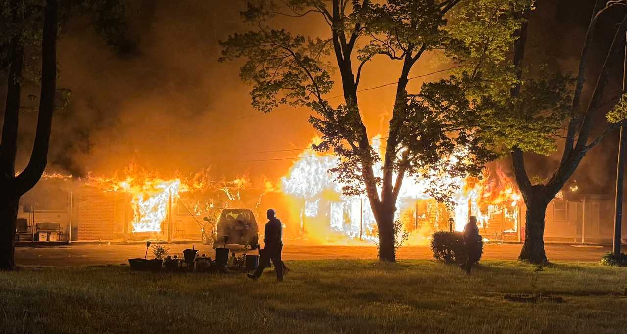 90 Percent Of Western Mass Motel Destroyed In Late-Night Fire | Amherst ...