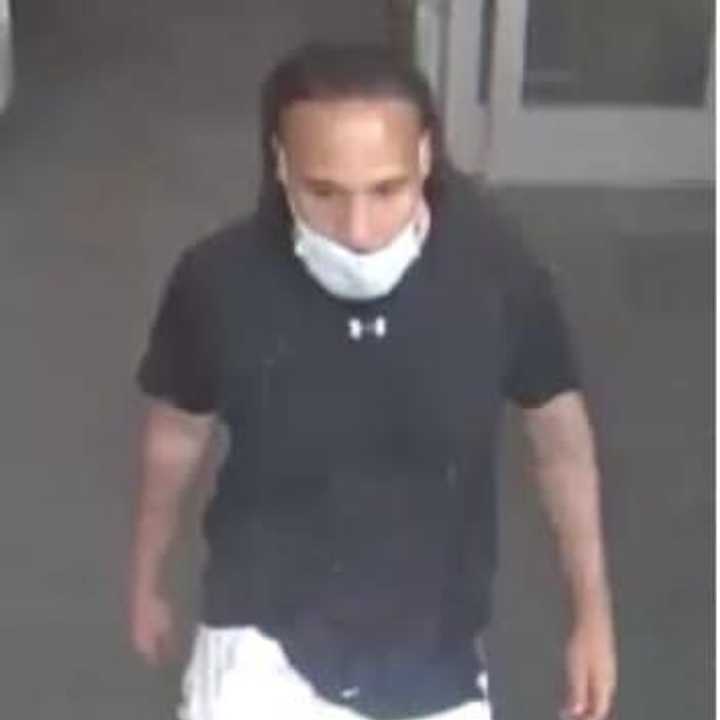 Man Wanted For Exposing Himself To Women Shopping In Prince Georges
