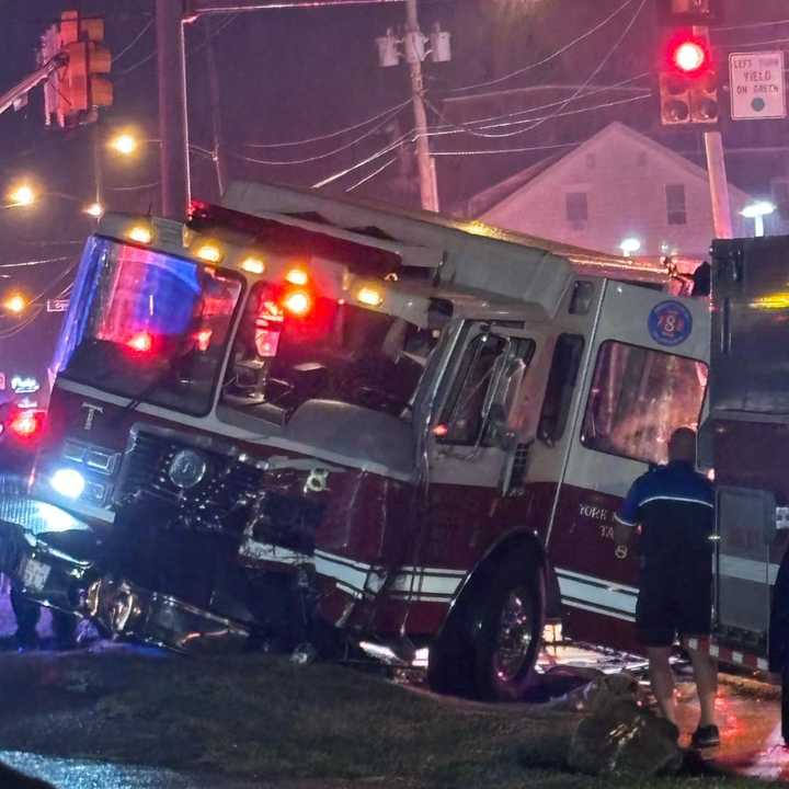 7 Firefighters Injured When 2 Fire Tankers Crash In York: Officials (Photos) | Wernersville ...