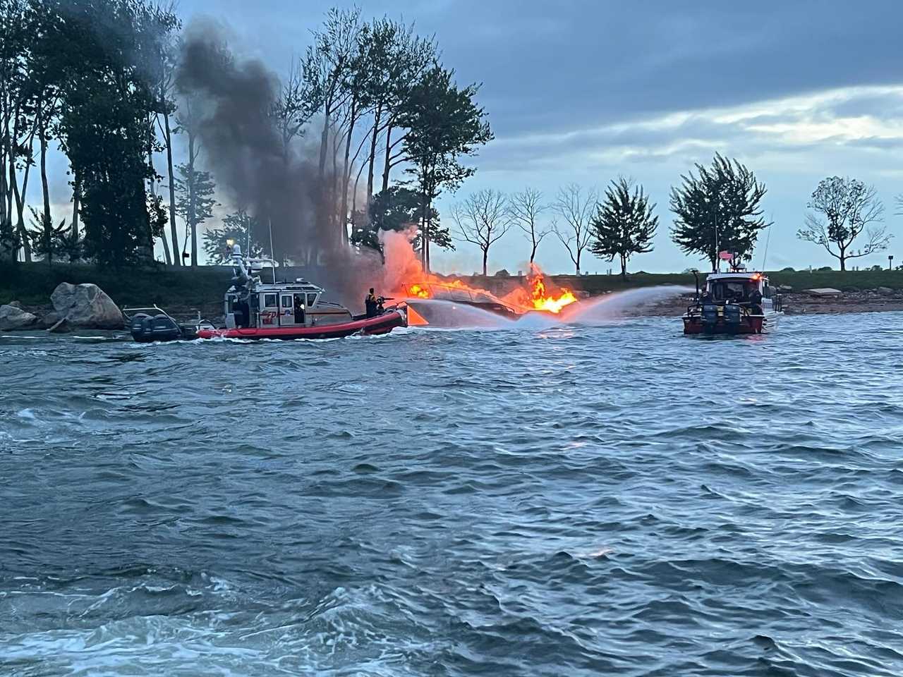Boat Explosion Sends 19 Swimming To Shore; Captain Busted For DWI In NY ...