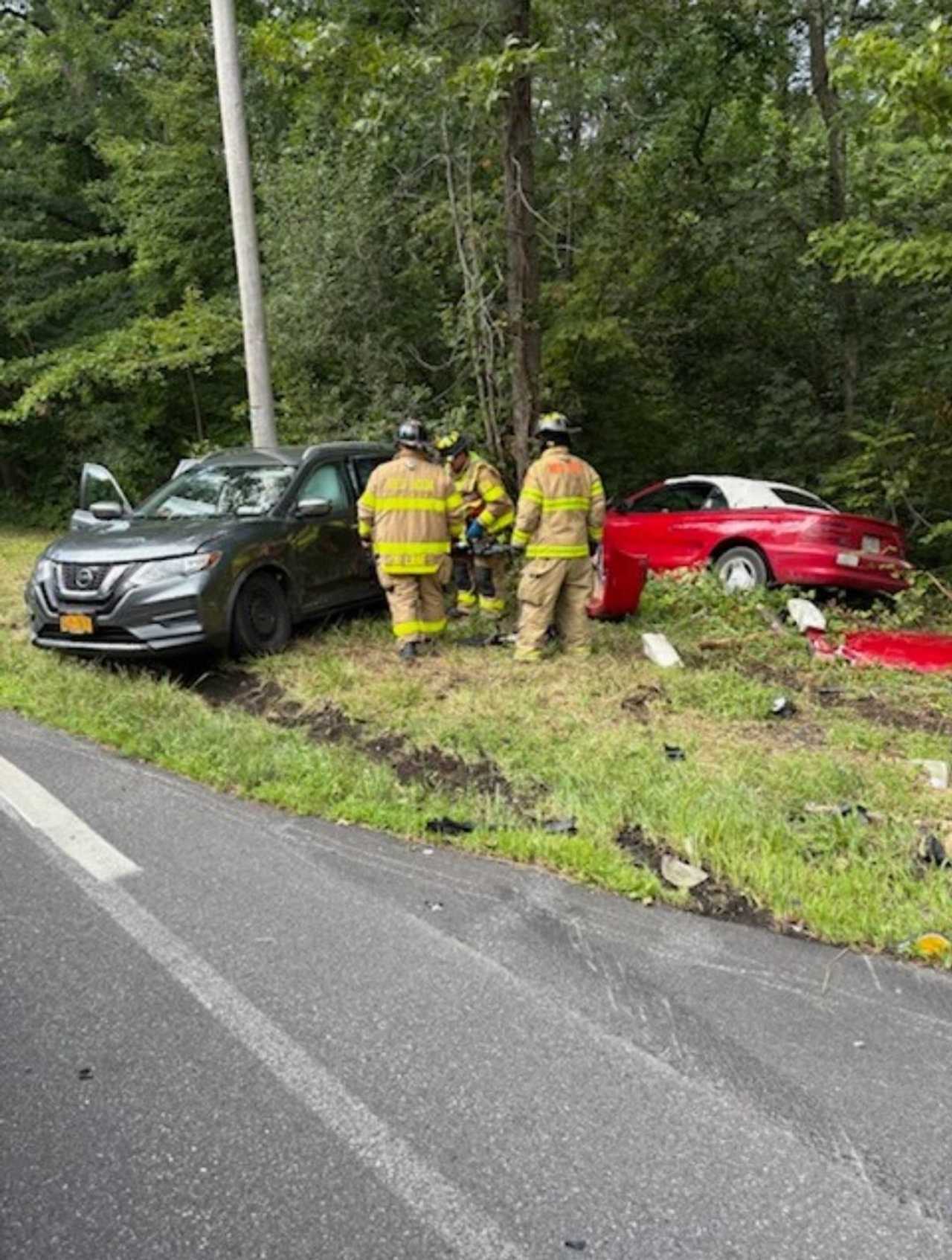 Jaws Of Life Used To Save Woman After Route 9G Crash In NY: Tickets ...