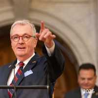 Watch: Familiar Mic Drop Concludes Murphy's Final State Of The State ...