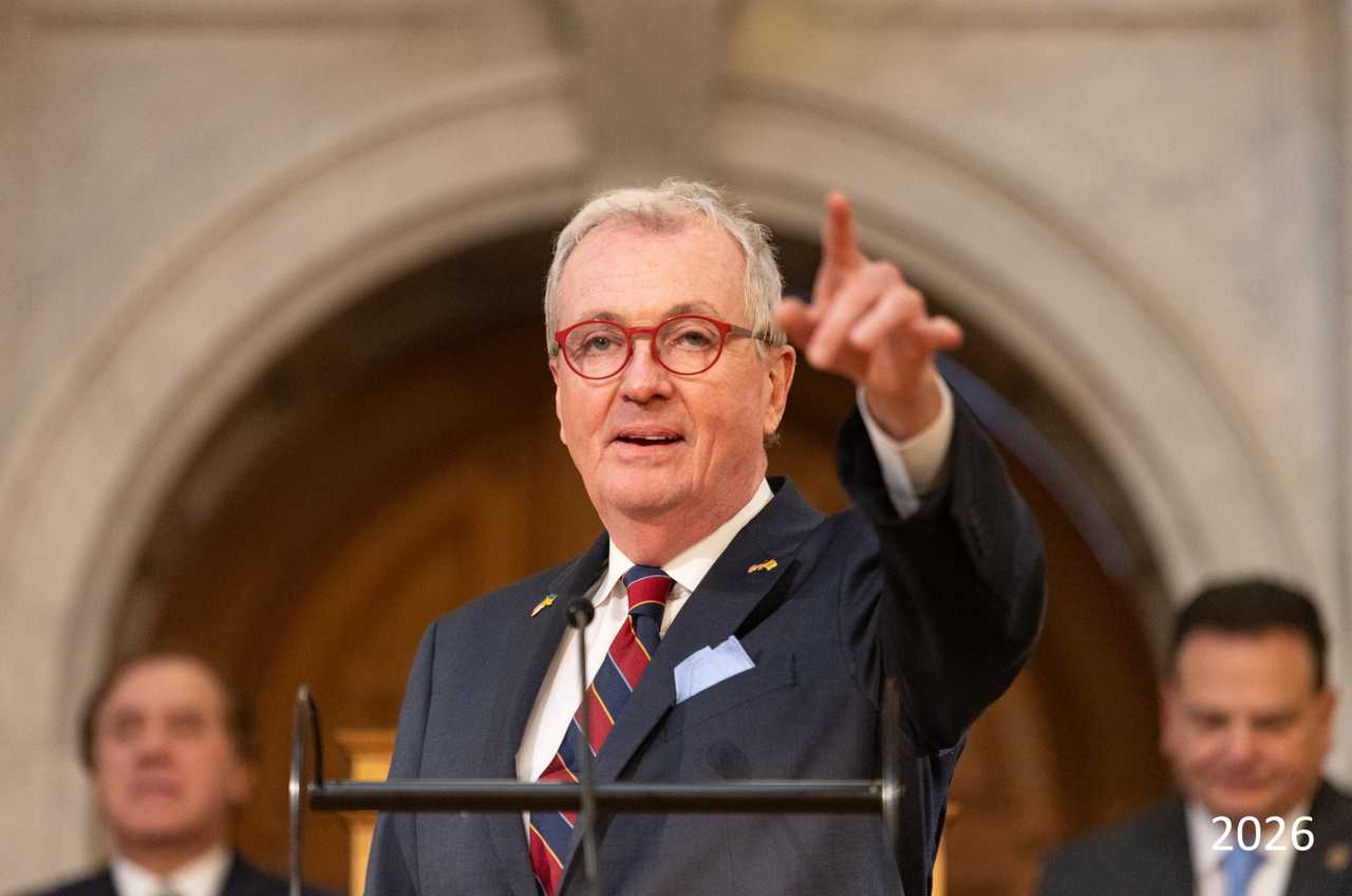 Watch: Familiar Mic Drop Concludes Murphy's Final State Of The State ...