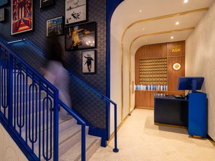 Look Inside BlueHouse, JetBlue's First Airport Lounge Opening At JFK ...