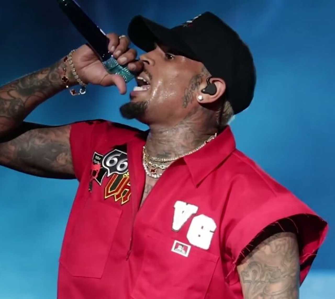 Chris Brown's Stadium Tour Hits MetLife: Breezy Bowl XX | Fair Lawn ...