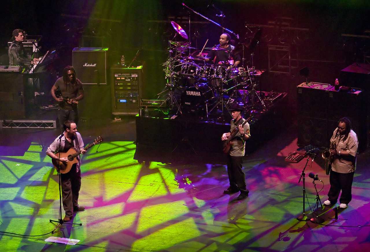 Don't Miss Dave Matthews Band's 2025 Tour—Catch Them Under the Summer ...