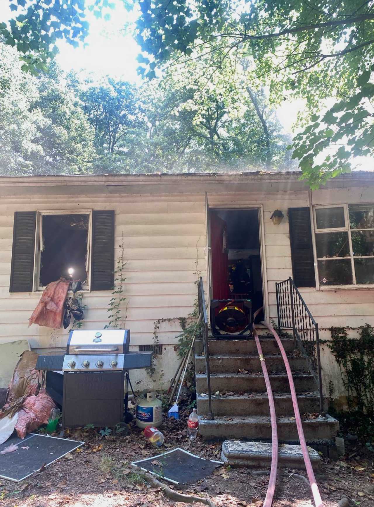 Home Torched By Fatal Fire Housed Four Generations Of Mourning Maryland ...
