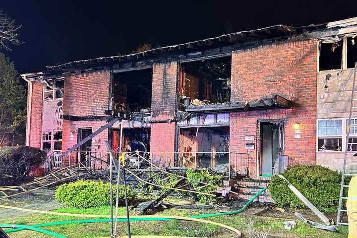 4 Alarm Fire Rips Through Old Bridge Apartment Complex | Old Bridge ...