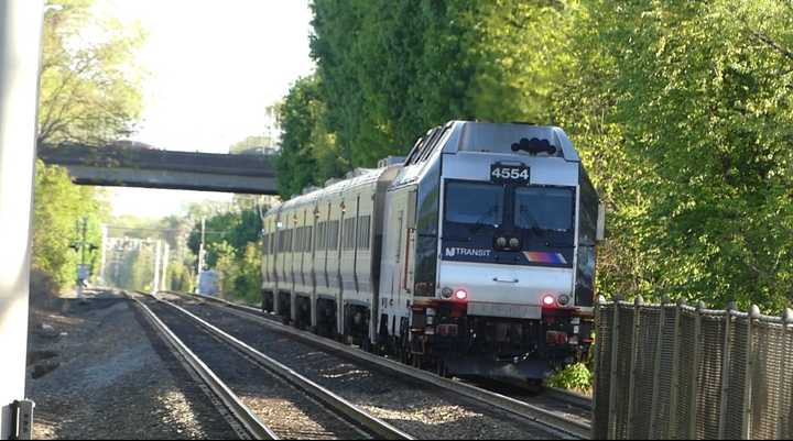 Fire On NJ Transit Train Causes Delays: Officials | New Egypt-Plumsted Daily Voice