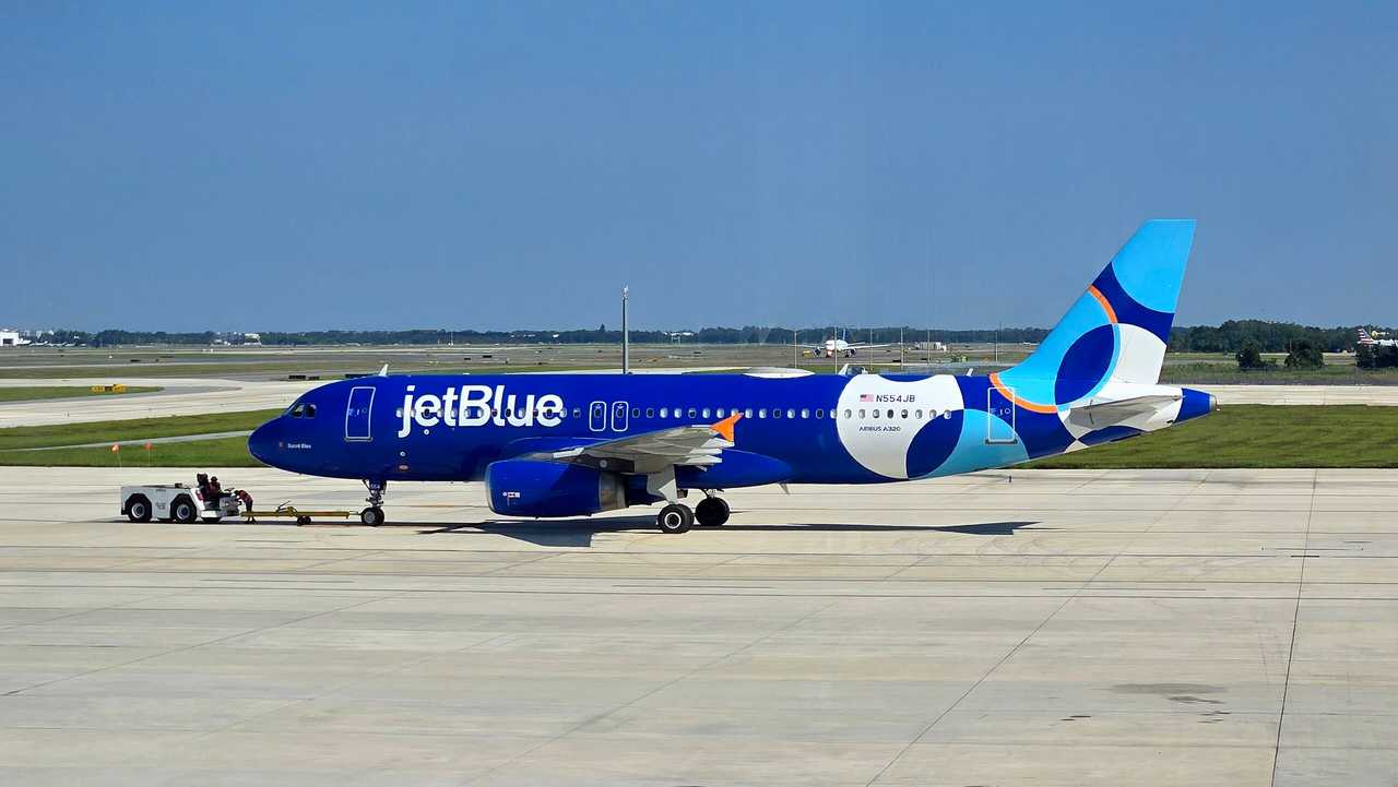JetBlue Adding Second Nonstop Service At PHL, Restoring Route After ...