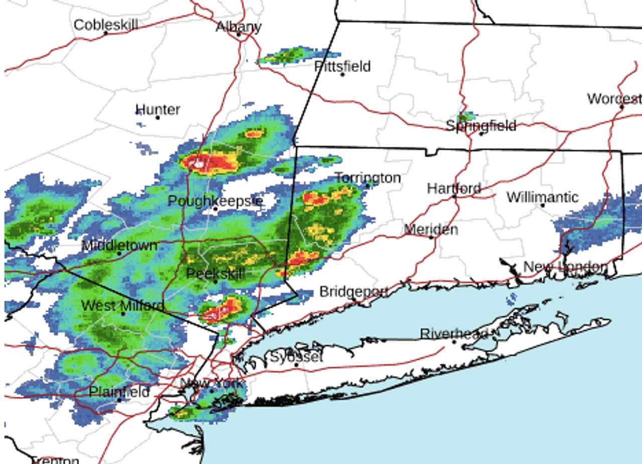 Line Of Severe Thunderstorms With Downpours, Gusty Winds, Lightning Now ...