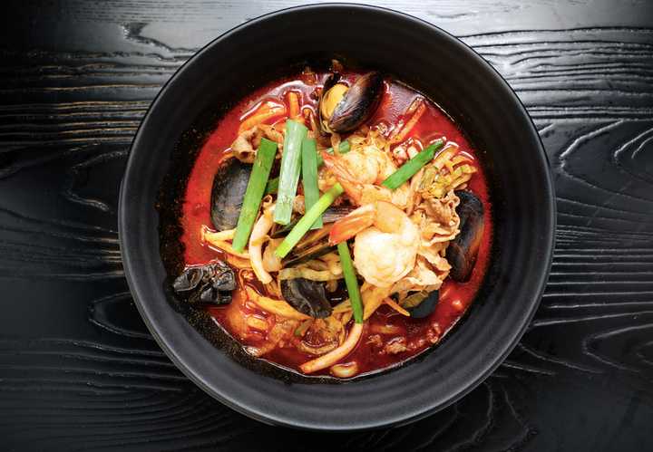 Massive H Mart Food Hall Opens At American Dream Mall: Here's What You ...