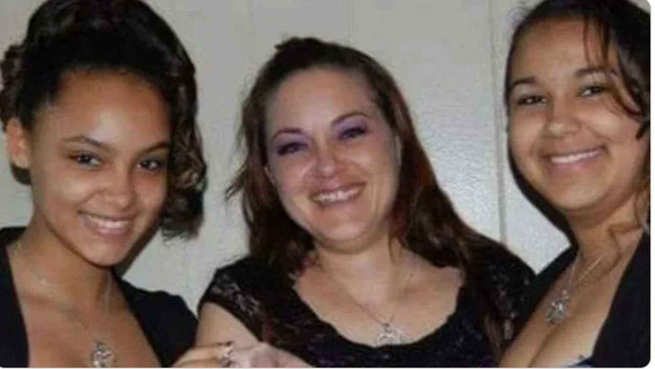 'My Mom Didn't Deserve This:' Daughter Of Woman Killed By Gunman Caught ...