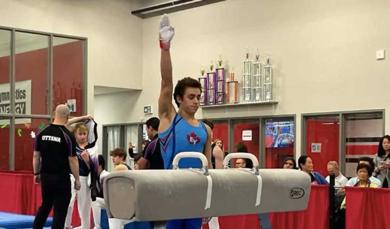 Temple Freshman, Gymnast Dies After Fall From Light Post In ...