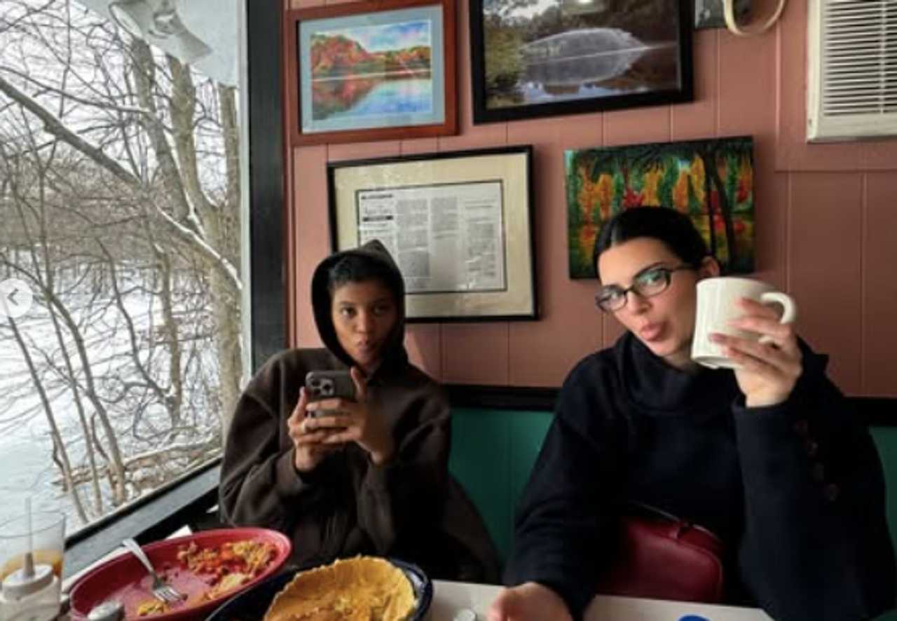 Kendall Jenner Spotted At CT Diner | Clifton Daily Voice