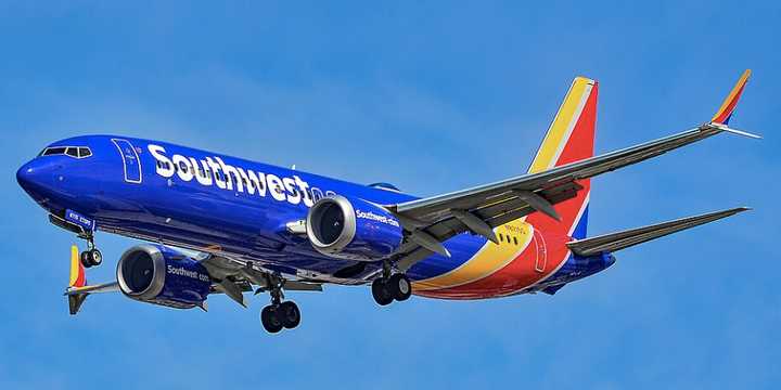 Woman Strips Naked, Defecates On Seat Aboard Southwest Flight ... Woman Strips Naked, Defecates On Seat Aboard Southwest Flight ...