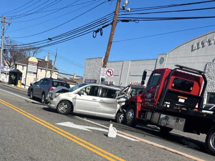 Speeding Tow Truck Triggers Multi-Car Crash In Fairview, 3 Hospitalized ...