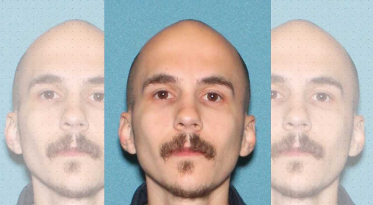 Missing Man Who May Be Armed Sought After Search At NJ Mall: Cops ...