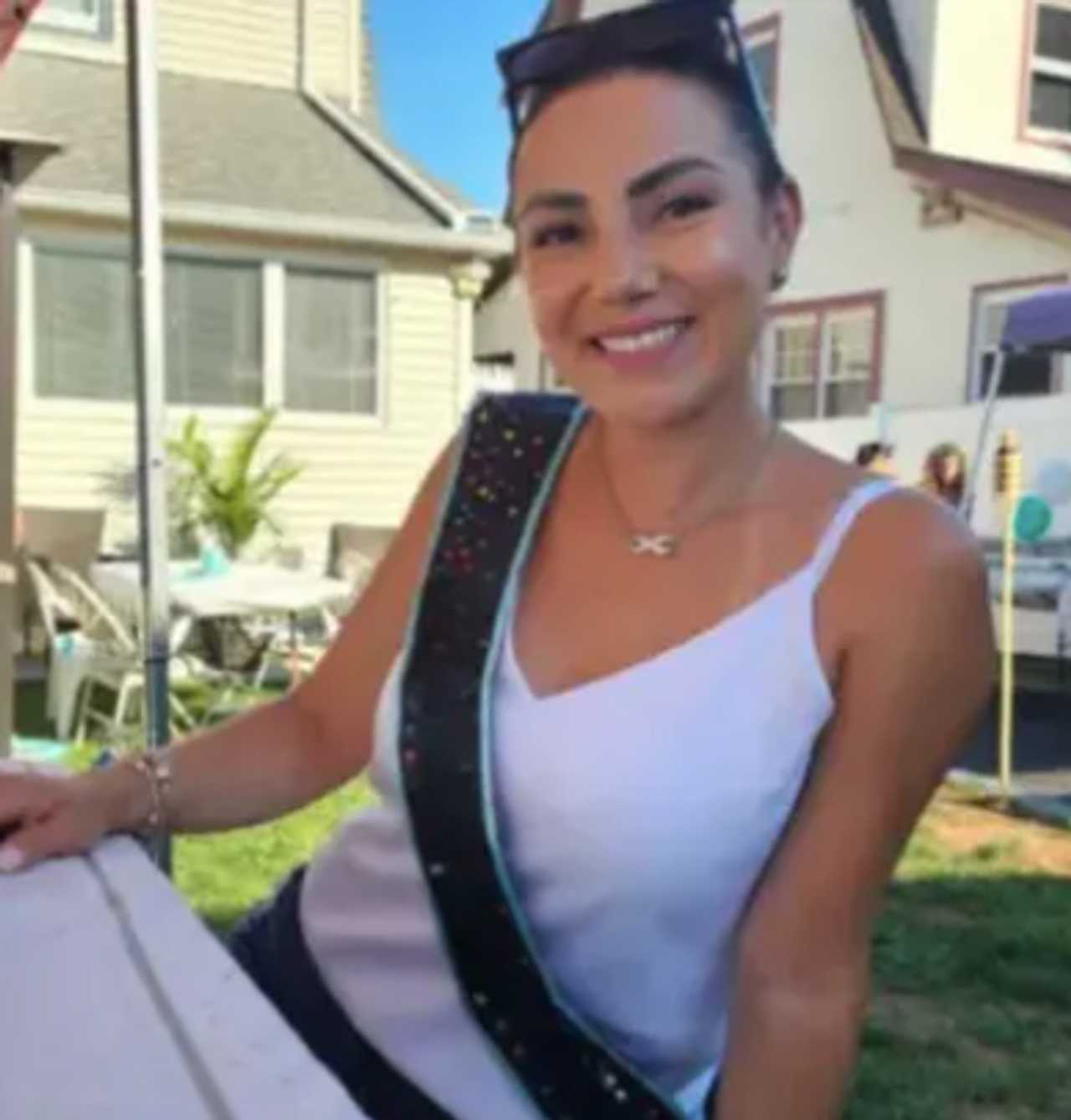 'Quiet Fire:' NJ Mom Cristina Navarrete Dies At 44, Leaves Behind ...