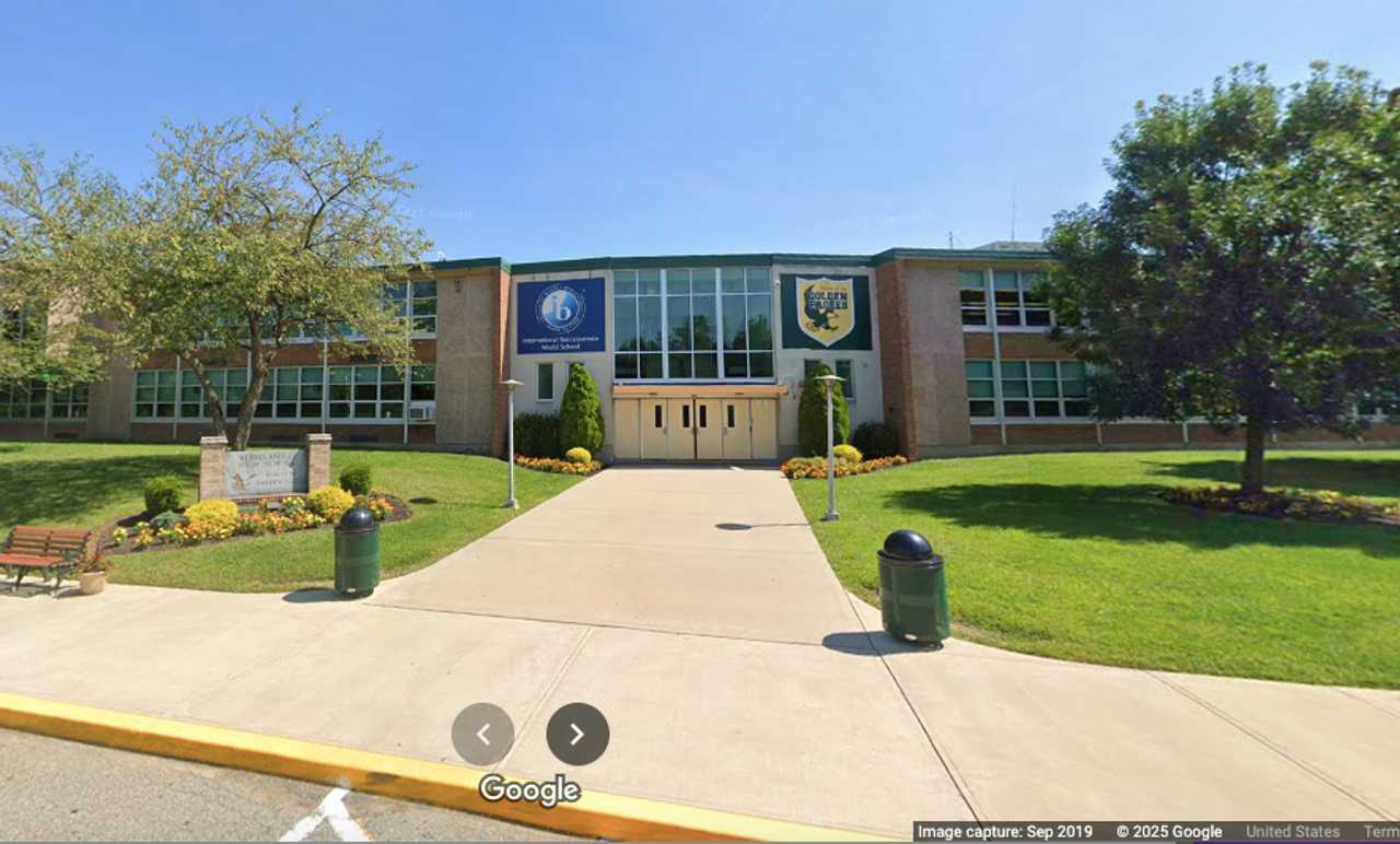 NJ Teacher, 35, Charged With Sexually Assaulting Student She Tutored ...