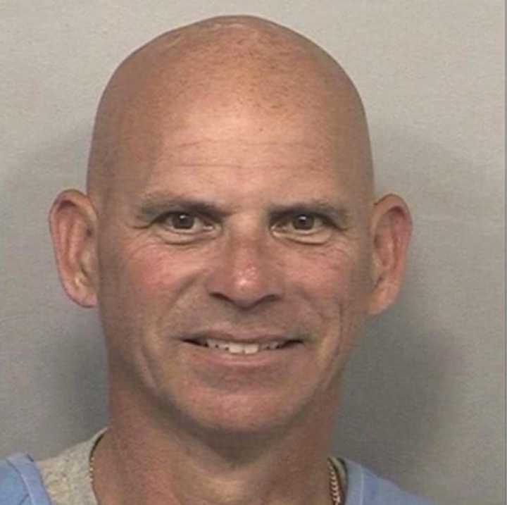 Parole Board Denies Lyle Menendez Day After Rejecting Brother Erik ...