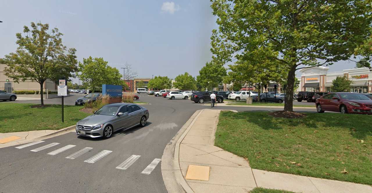 Machete-Wielding Man Terrorizes Silver Spring Shopping Center: Police ...