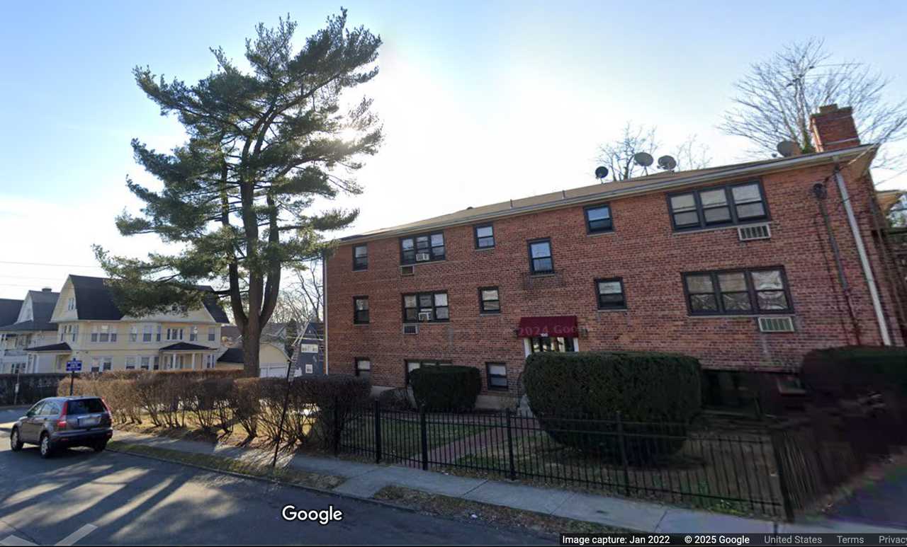 Fight With Metal Pipe Over Parking Space Leads To Arrest In Mount ...