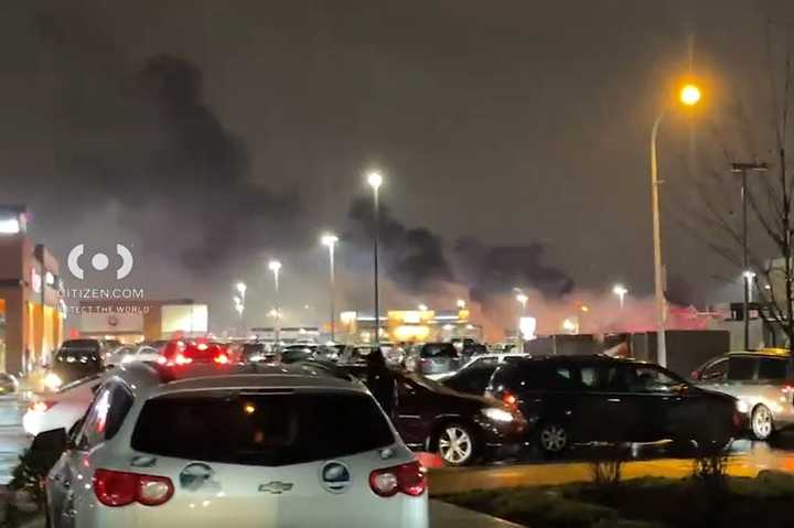 Explosive Learjet Plane Crash Erupts Philadelphia Neighborhood In ...