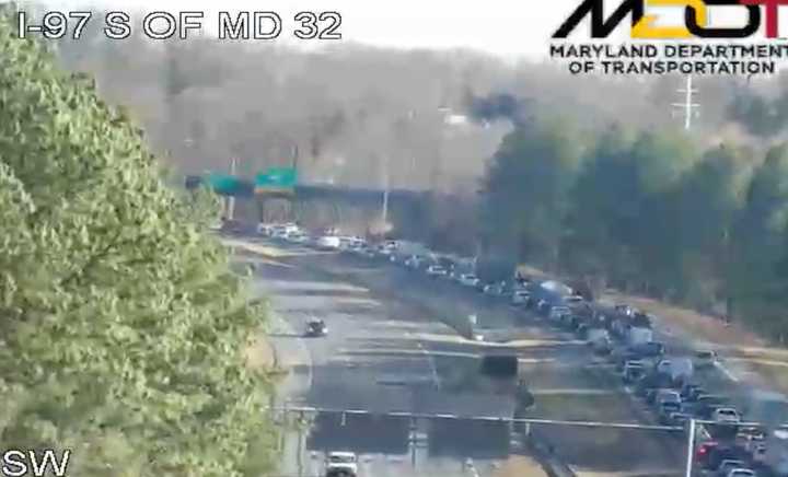 Vehicle Fire Shuts Down Stretch Of I-97 In Anne Arundel County | Southern Anne Arundel Daily Voice