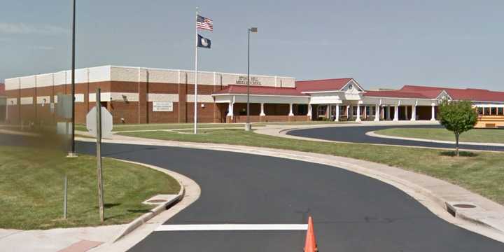 Middle School Sub Caught In Sex Act Outside Stone Hill Middle School ...