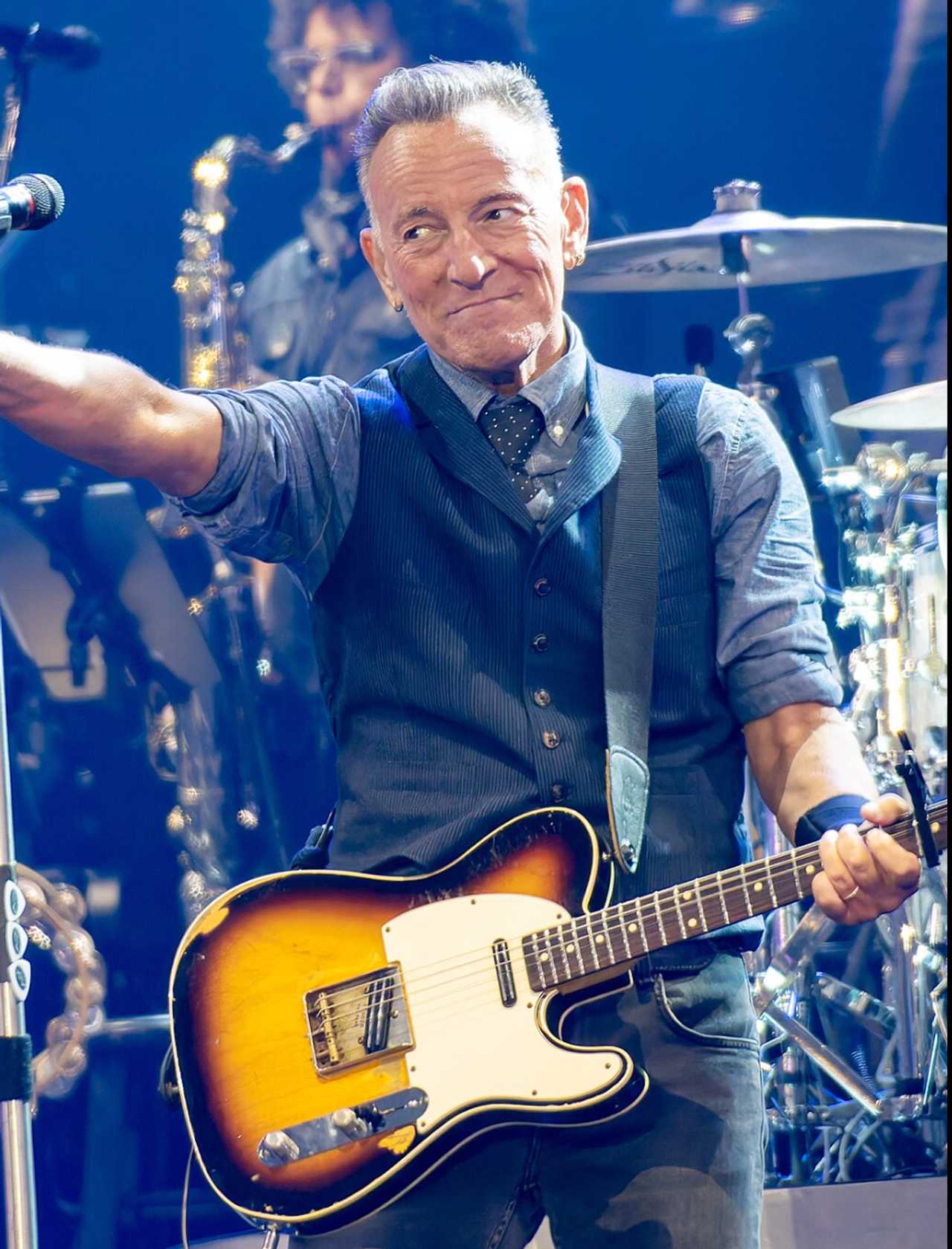 Bruce Springsteen Attacks 'Corrupt, Incompetent, Treasonous' Trump Administration At Concert ...