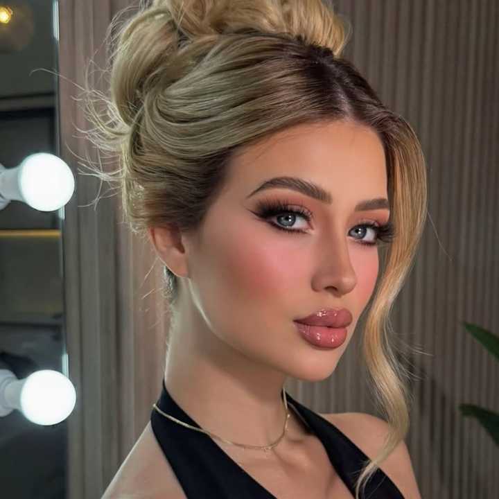 Popular Influencer Shot, Killed During Livestream At Her Mexico Beauty ...