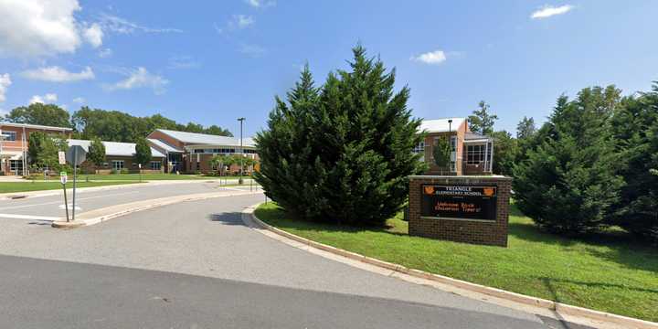 Cafeteria Worker Grabbed Student's Neck At Triangle Elementary School ...